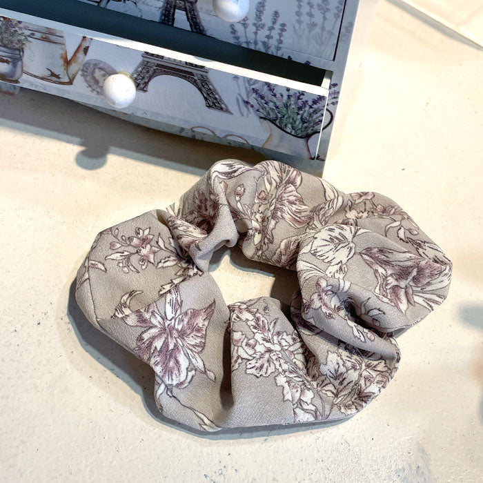 【vintage】リメイクシュシュ – PASTEQIDOR