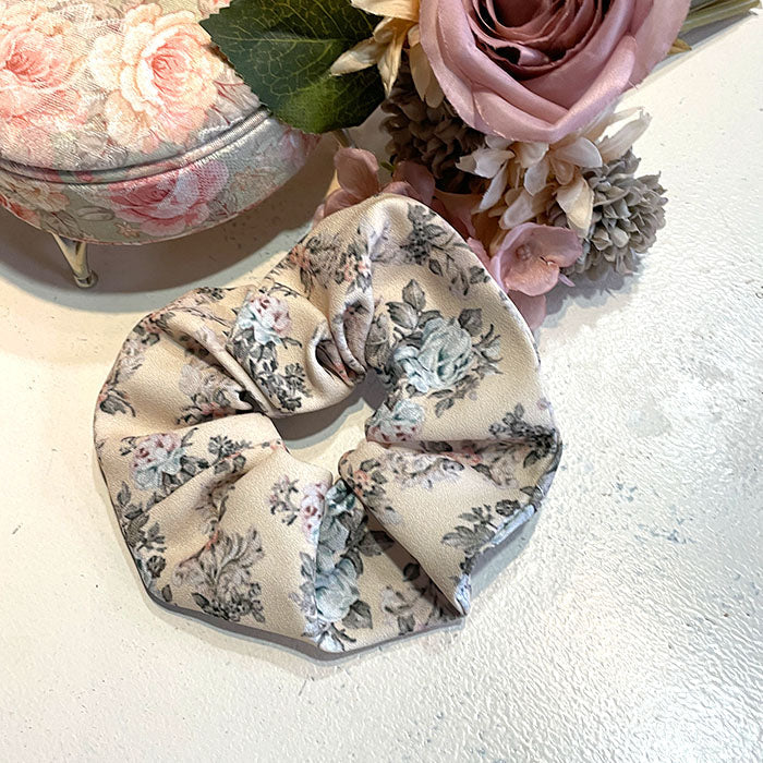 【vintage】リメイクシュシュ – PASTEQIDOR