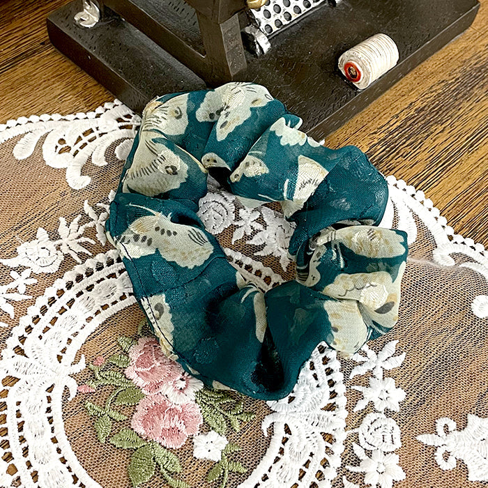 【vintage】リメイクシュシュ – PASTEQIDOR