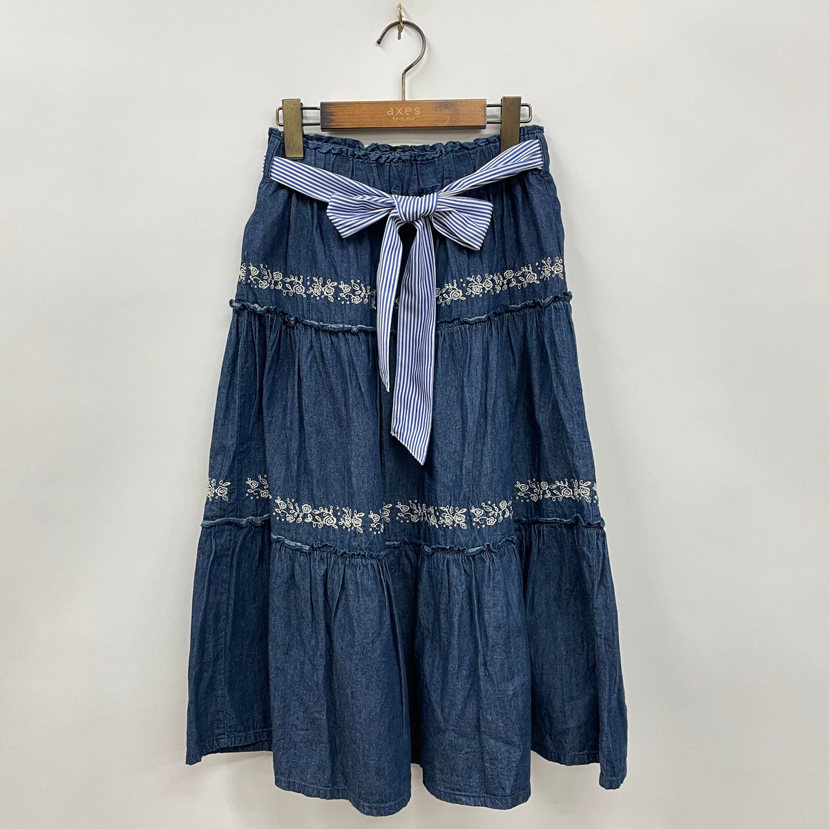 刺繍入りティアードSK – PASTEQIDOR